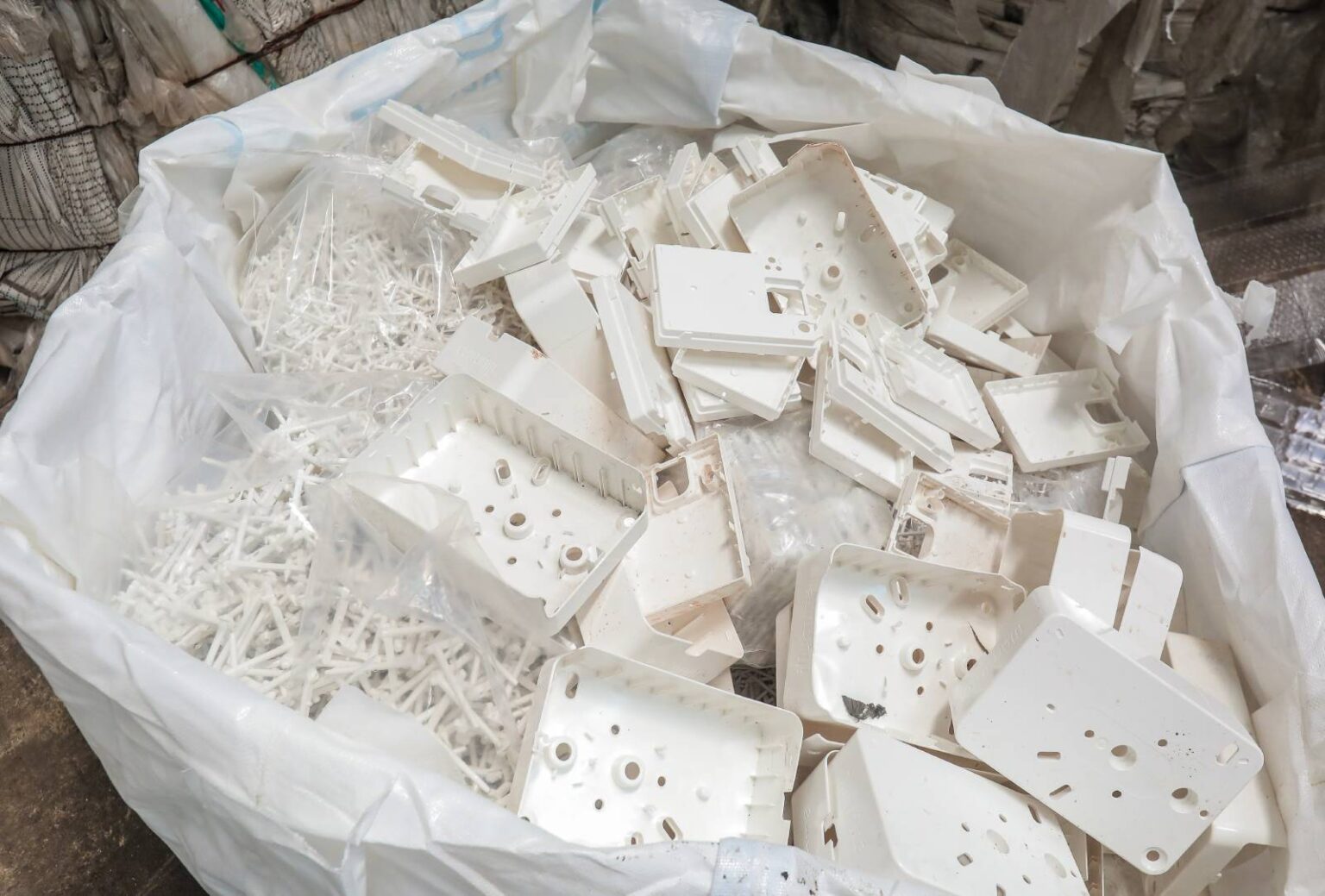Guide To Upcycling Plastics, Metals, and E-Waste in Singapore